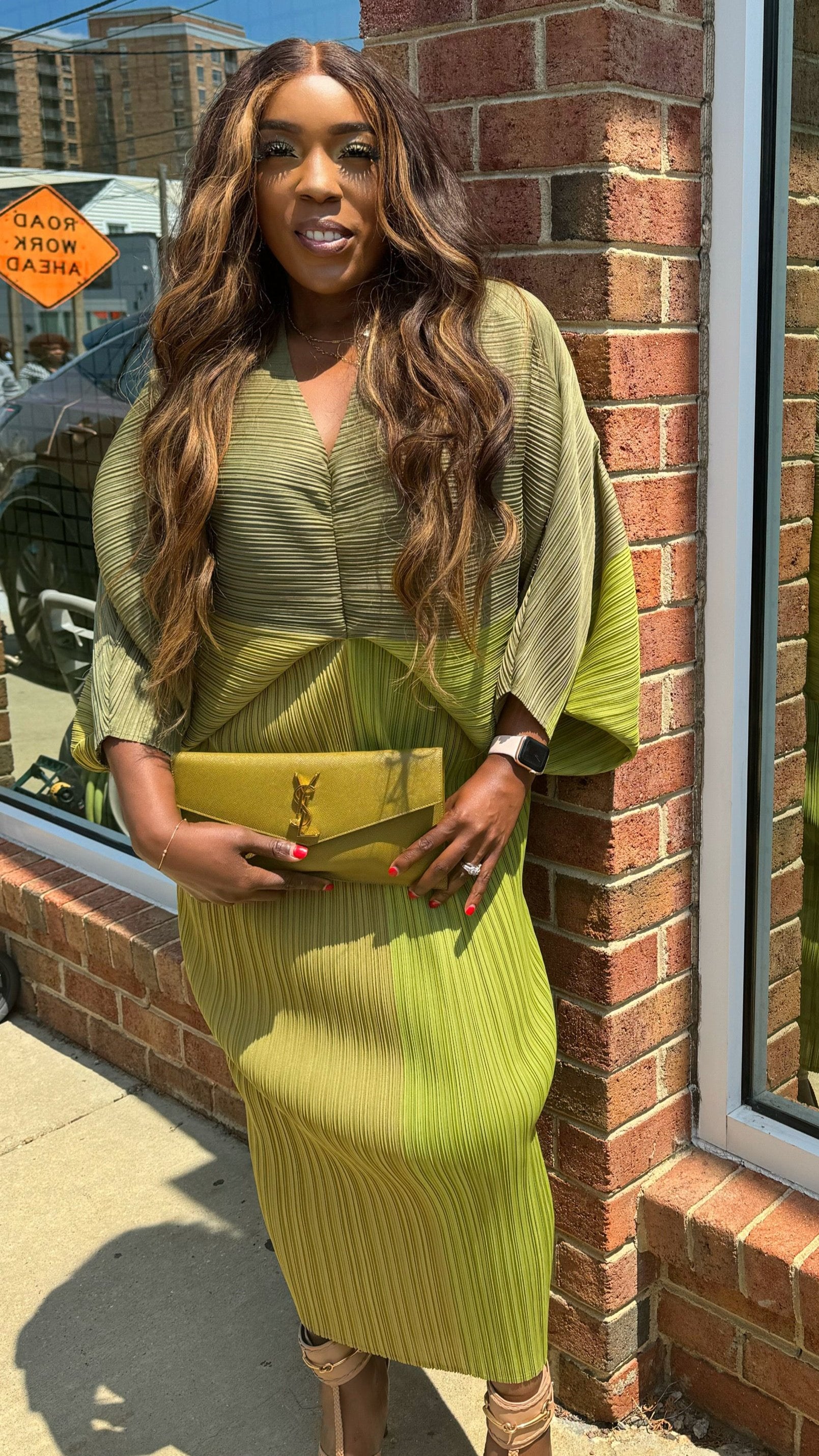 Waju Dress – Silhouette